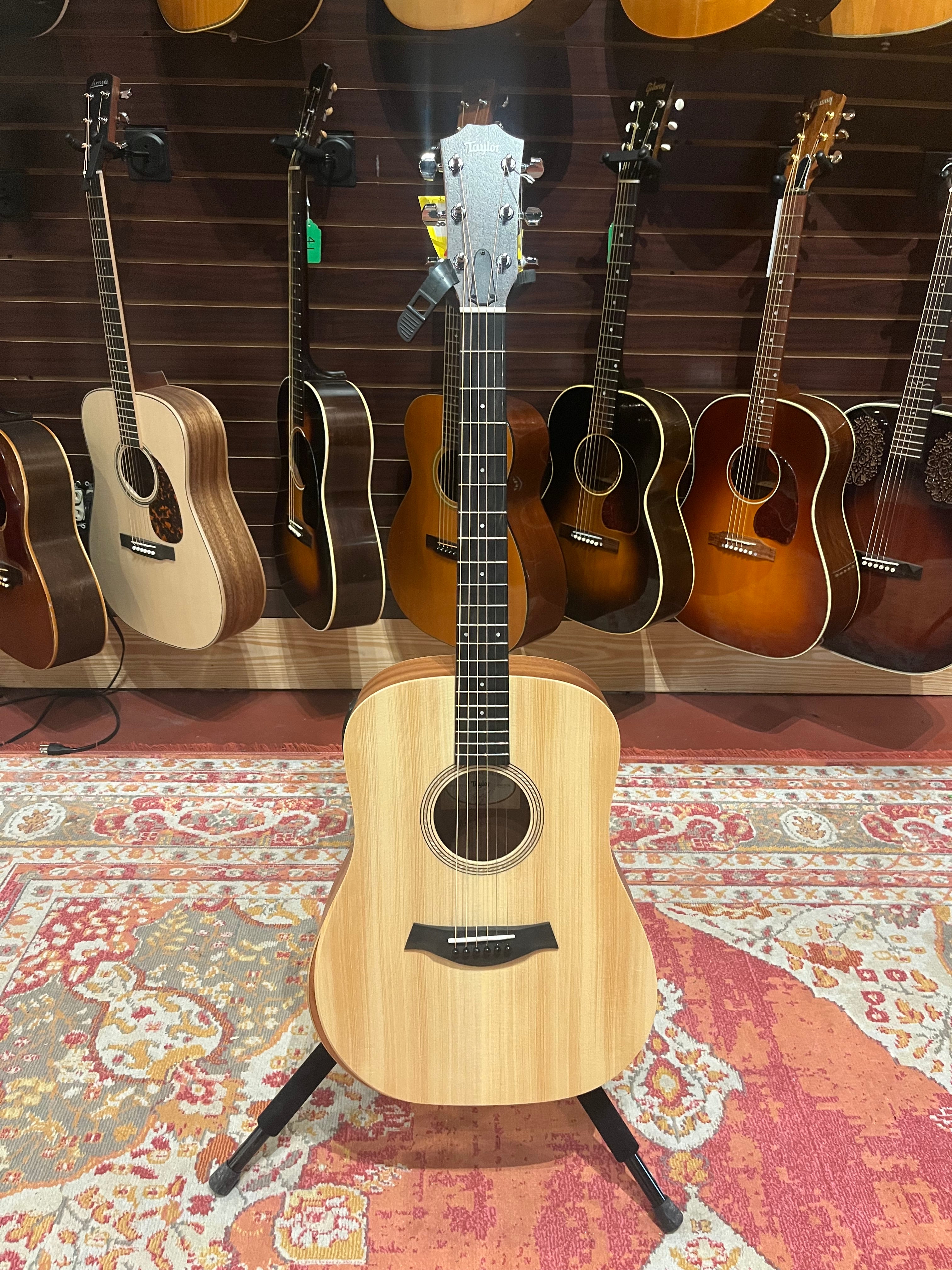 Taylor 224 CE-K DLX 2023 | Big House Guitars