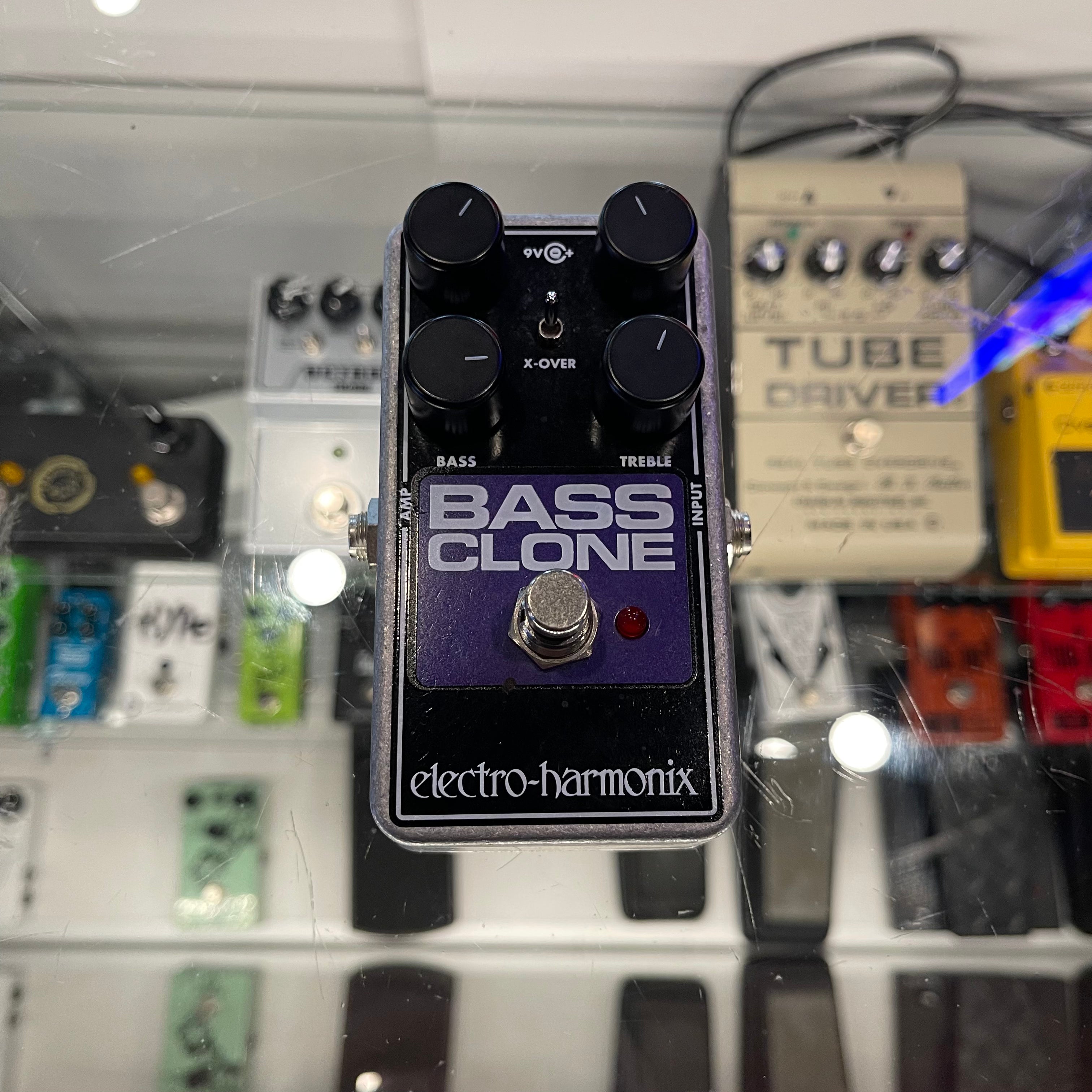 Electro-Harmonix Bass Clone | Big House Guitars