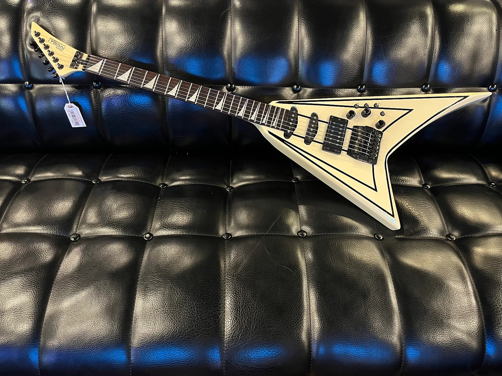 Hondo Formula 1 Series H770KT Reverse Flying V 1988 - White | Big House ...