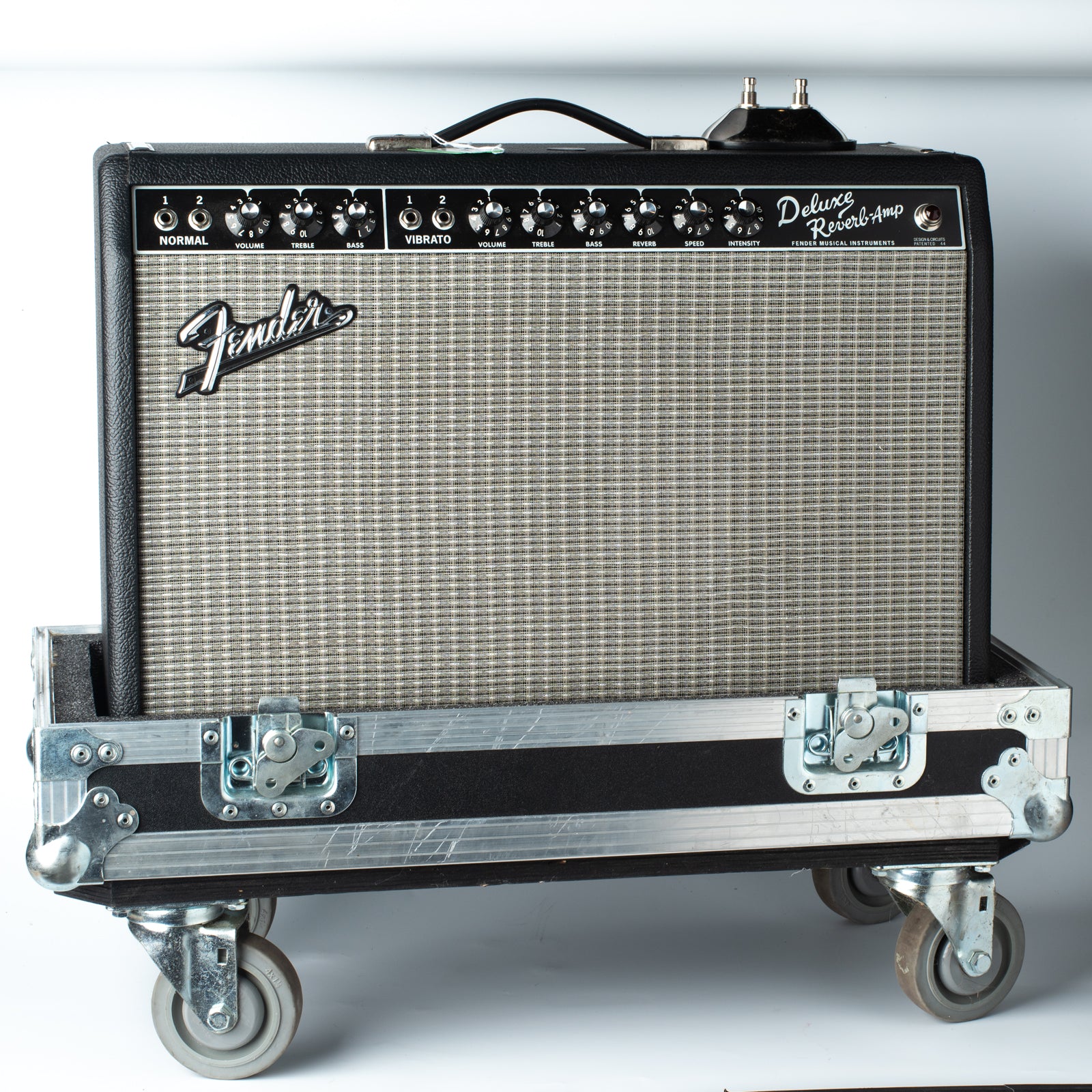 Fender Black Panel Deluxe Reverb '65 Reissue w/ Road Case | Big House ...